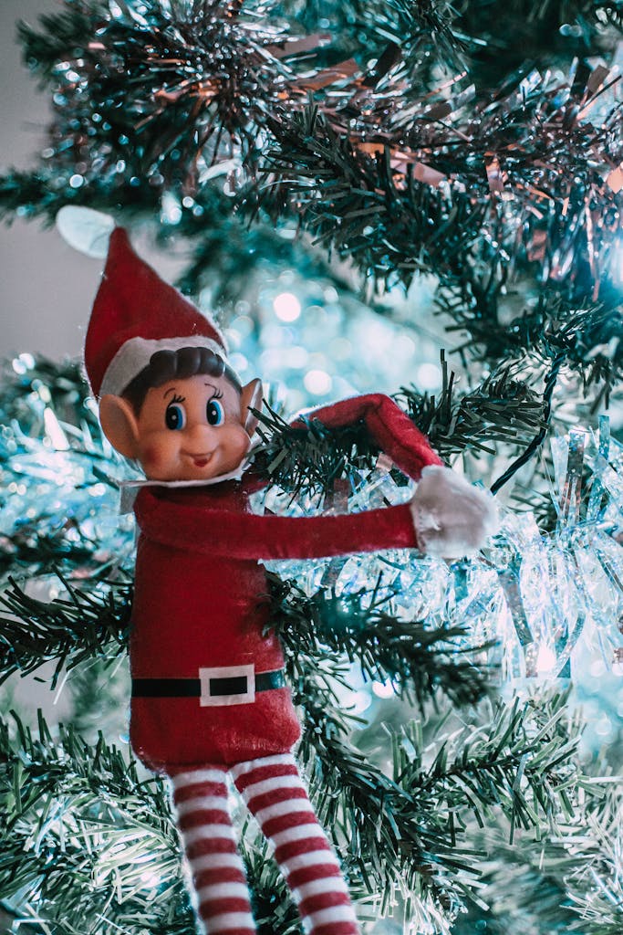 10 Whimsical Ideas for Your Elf on the Shelf Adventures | Motherhues